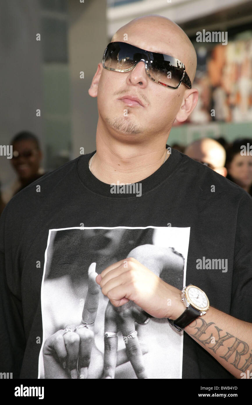 WAIST DEEP Premiere Stock Photo - Alamy