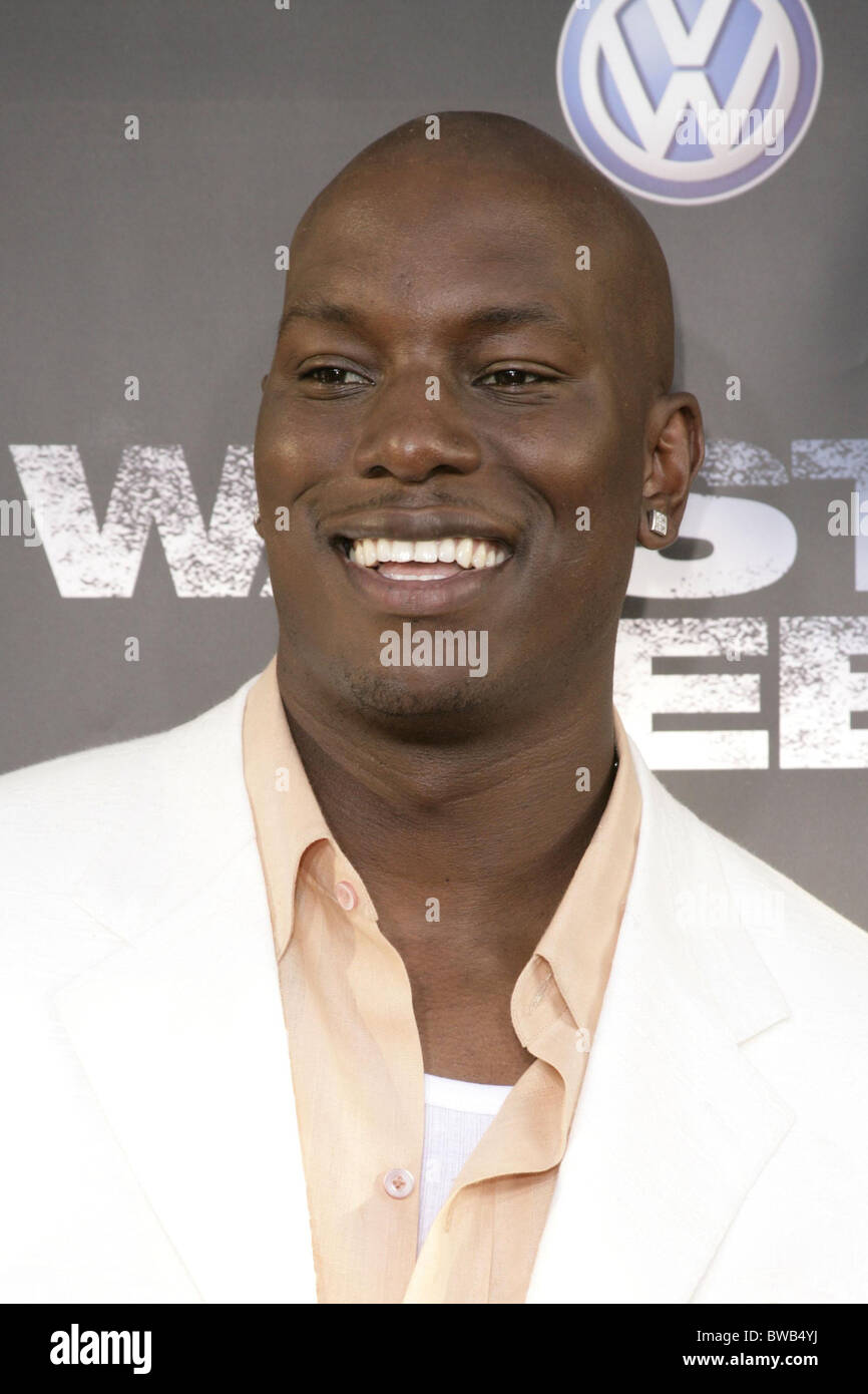 WAIST DEEP Premiere Stock Photo - Alamy