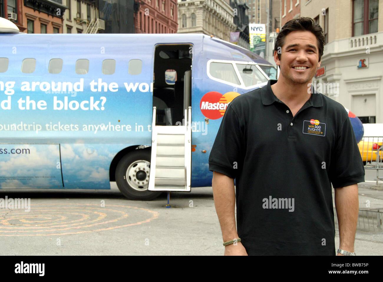 MasterCard Win 500 Flights National Sweepstakes Kick Off Stock Photo ...