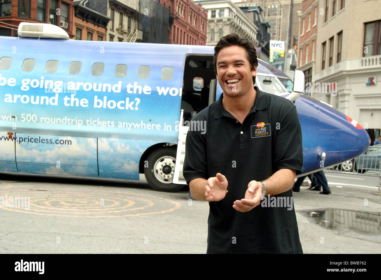 MasterCard Win 500 Flights National Sweepstakes Kick Off Stock Photo ...