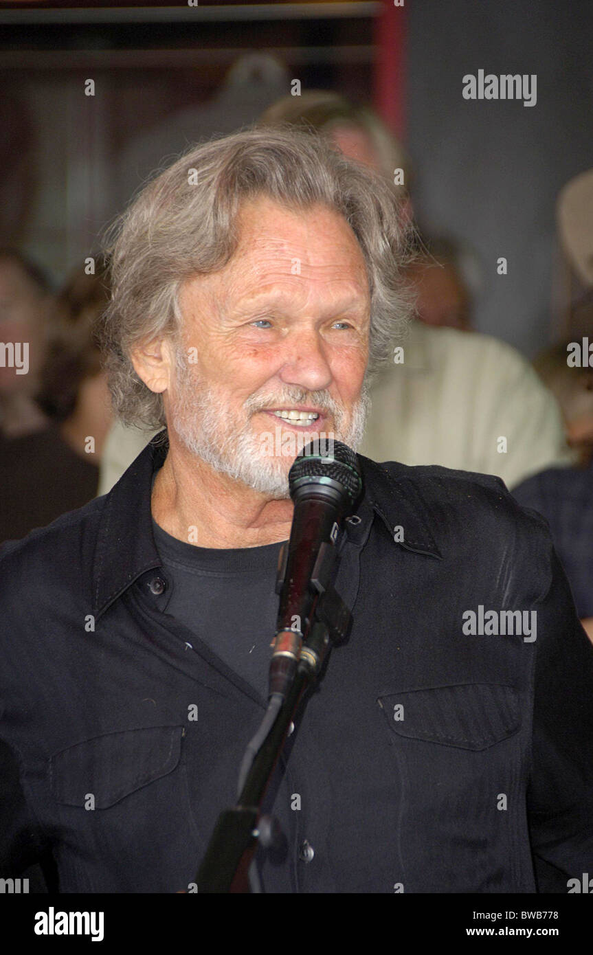 Hollywood RockWalk Induction of Kris Kristofferson Stock Photo - Alamy