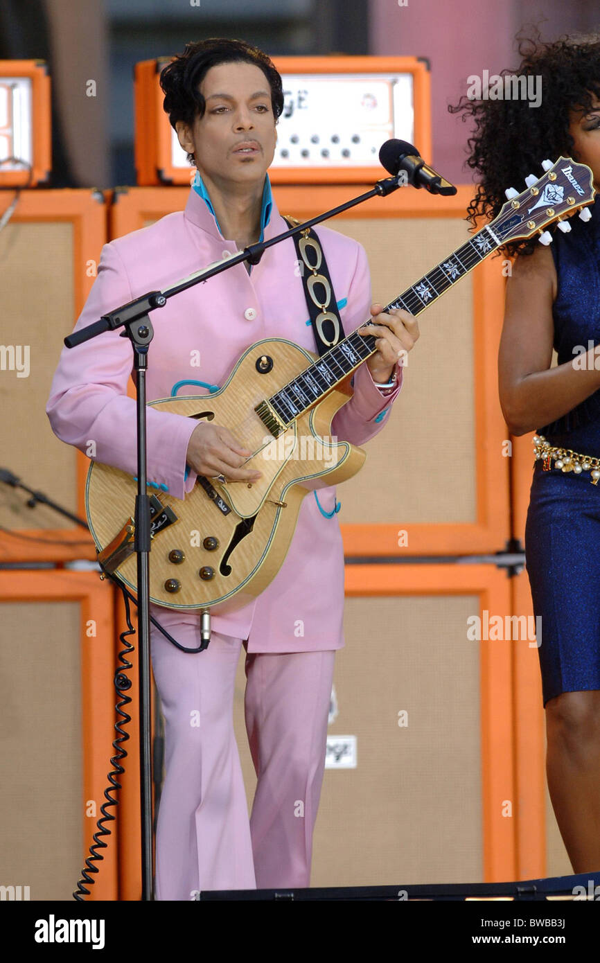ABC Good Morning America Summer Concert with Prince Stock Photo - Alamy