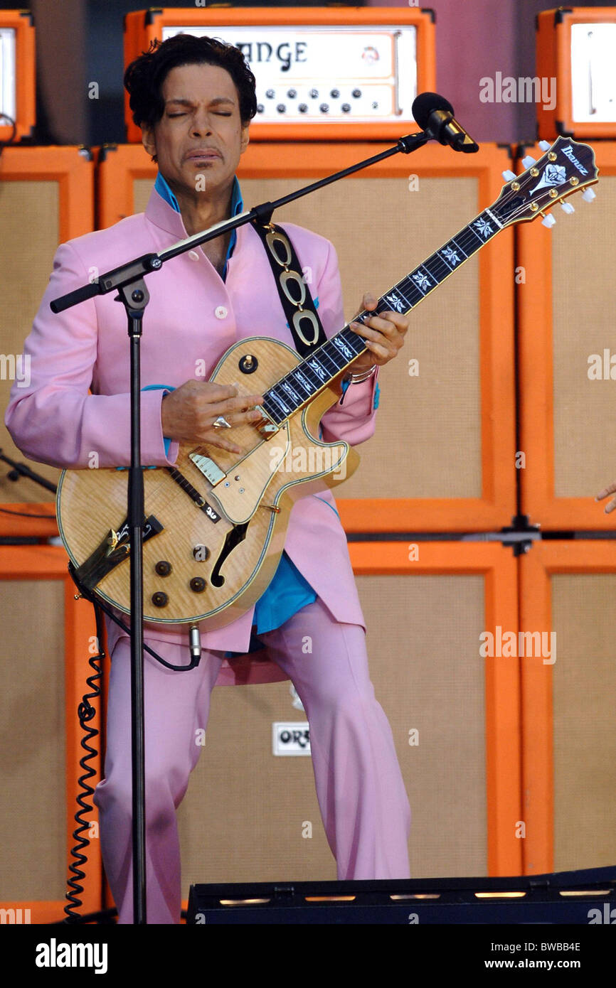 ABC Good Morning America Summer Concert with Prince Stock Photo - Alamy