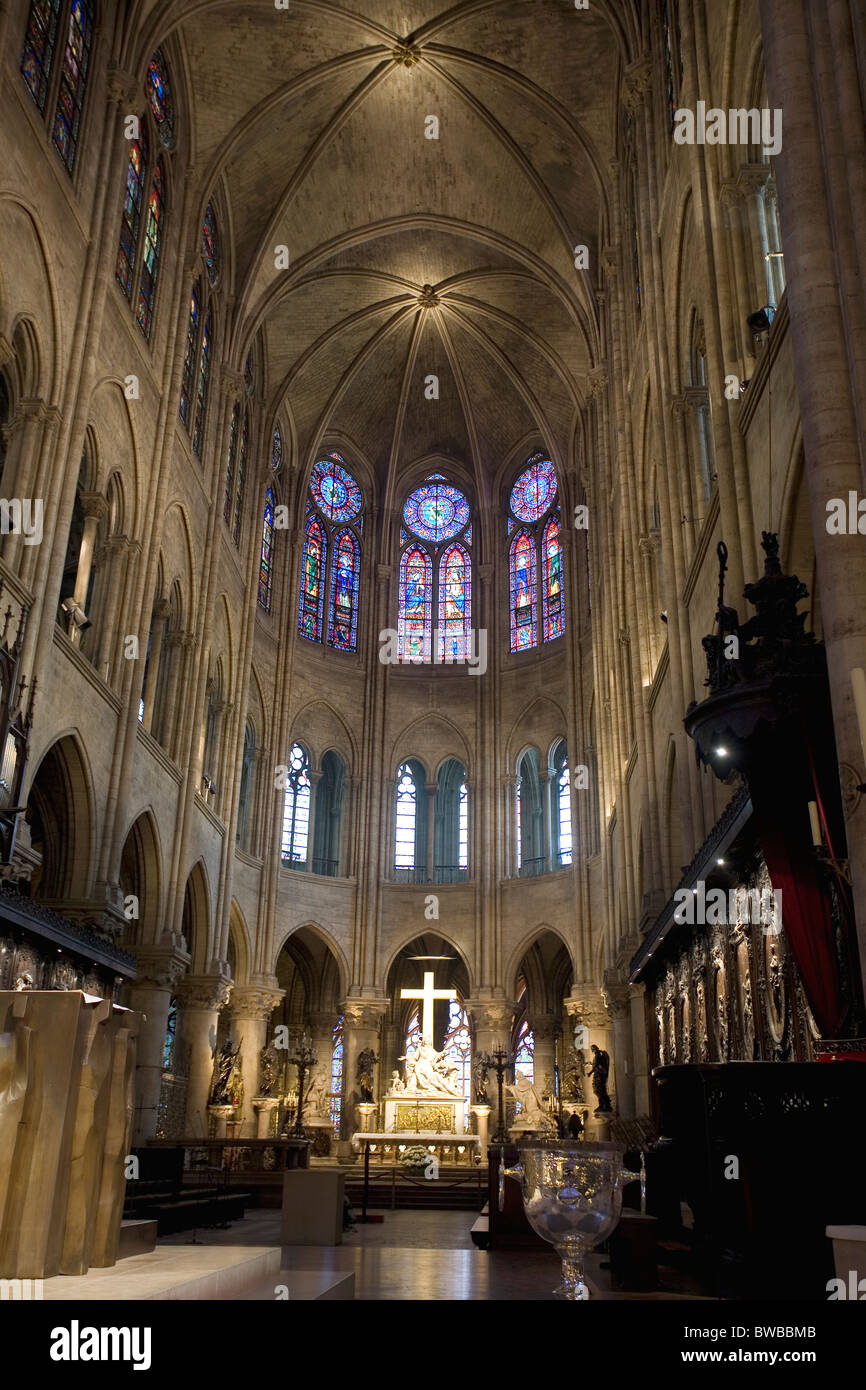 The interior of Notre-Dame cathedral Stock Photo - Alamy