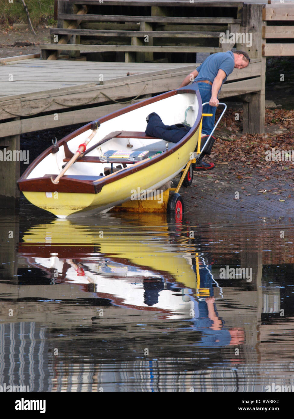 Pull trolley hi-res stock photography and images - Alamy