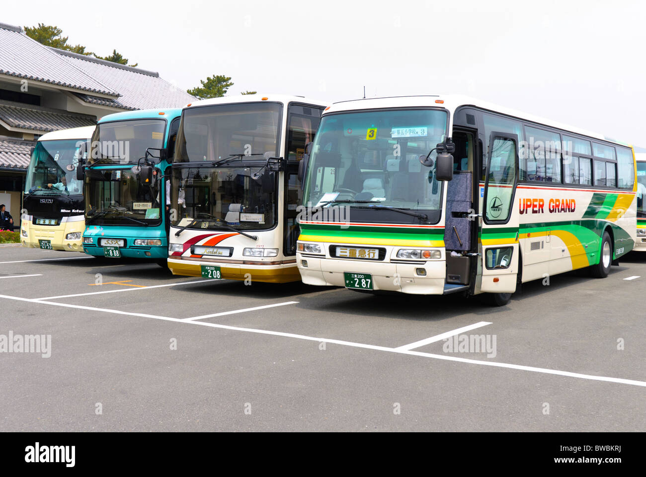 Coloured Buses High Resolution Stock Photography and Images - Alamy