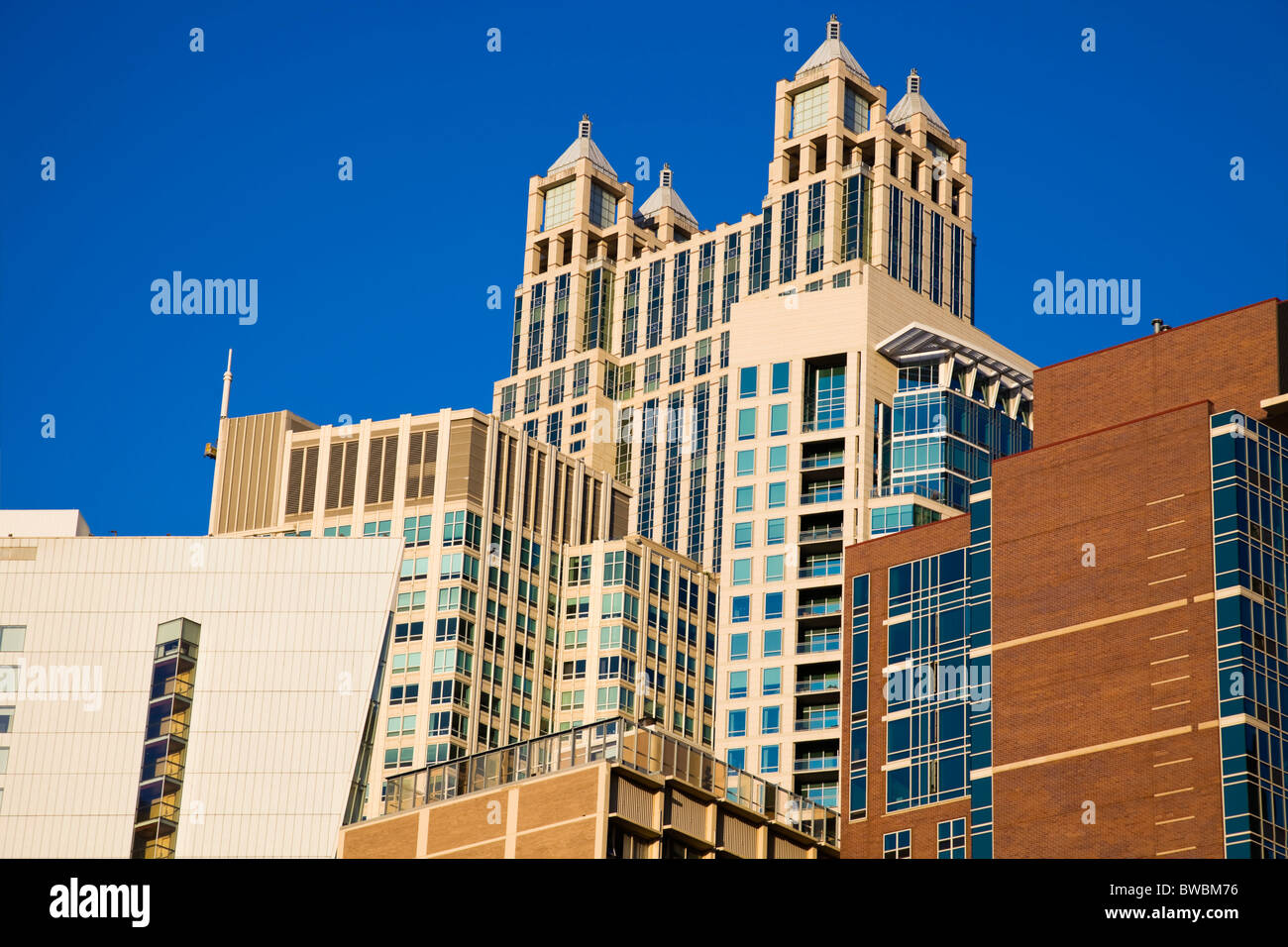 Downtown Chicago buildings Stock Photo - Alamy