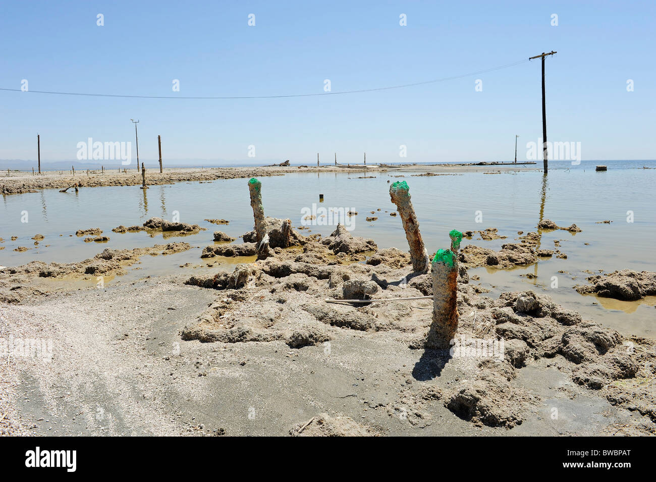 Bombay Beach shoreline on the Salton Sea, Southern California, USA ...