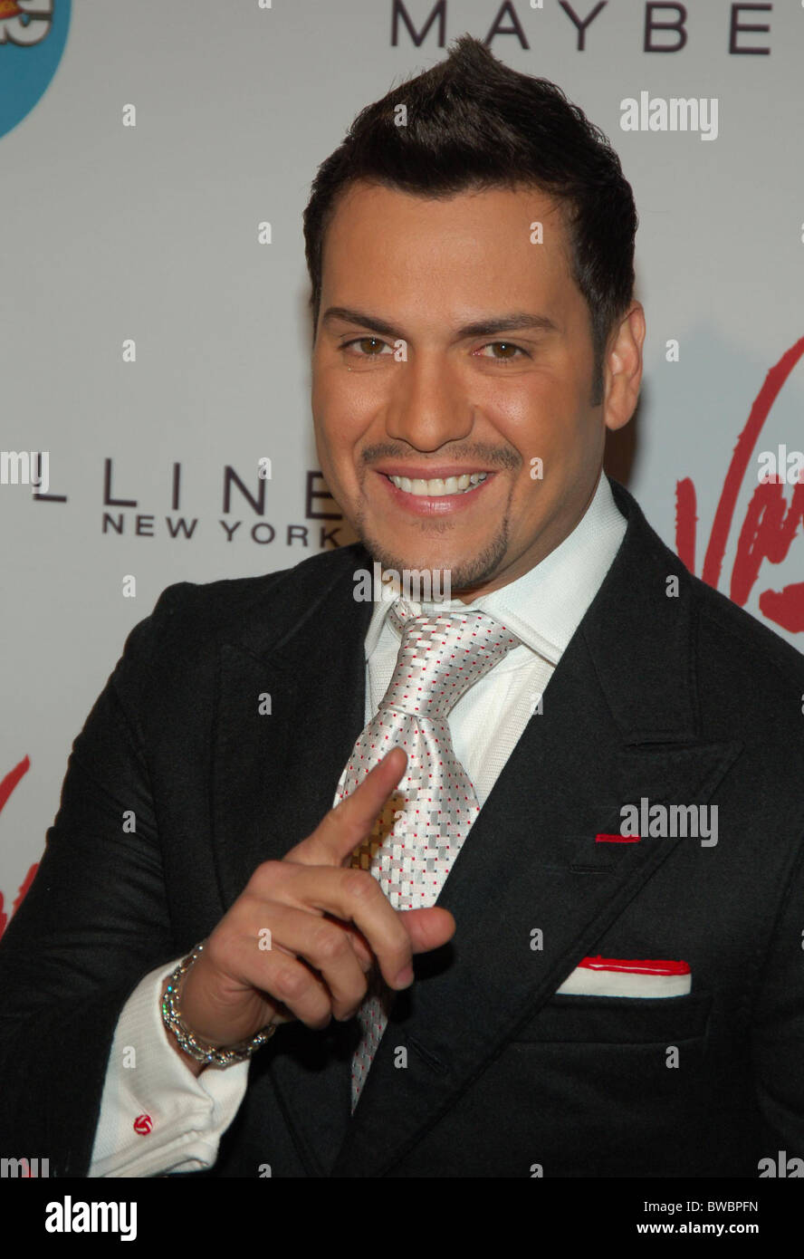 PEOPLE EN ESPANOL 50 Most Beautiful Gala Stock Photo - Alamy