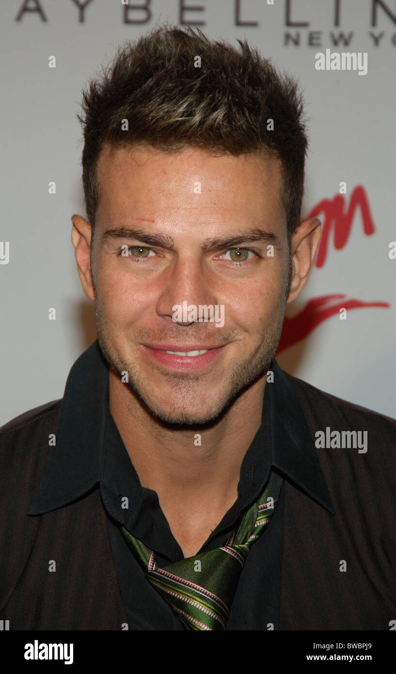 PEOPLE EN ESPANOL 50 Most Beautiful Gala Stock Photo - Alamy