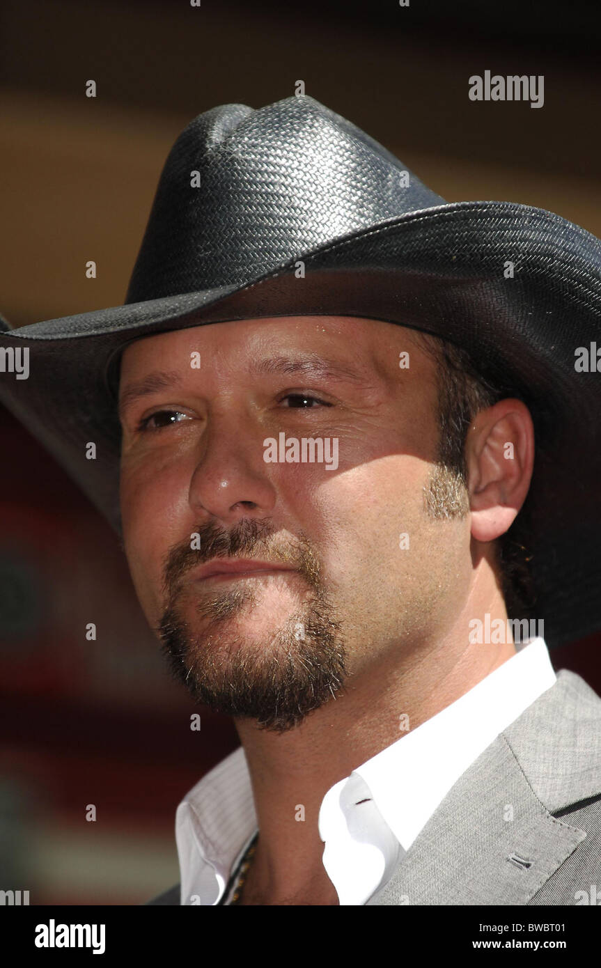 Star on the Hollywood Walk of Fame for Tim McGraw Stock Photo - Alamy