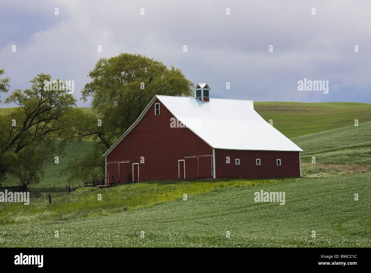 Washington state barn hi-res stock photography and images - Alamy