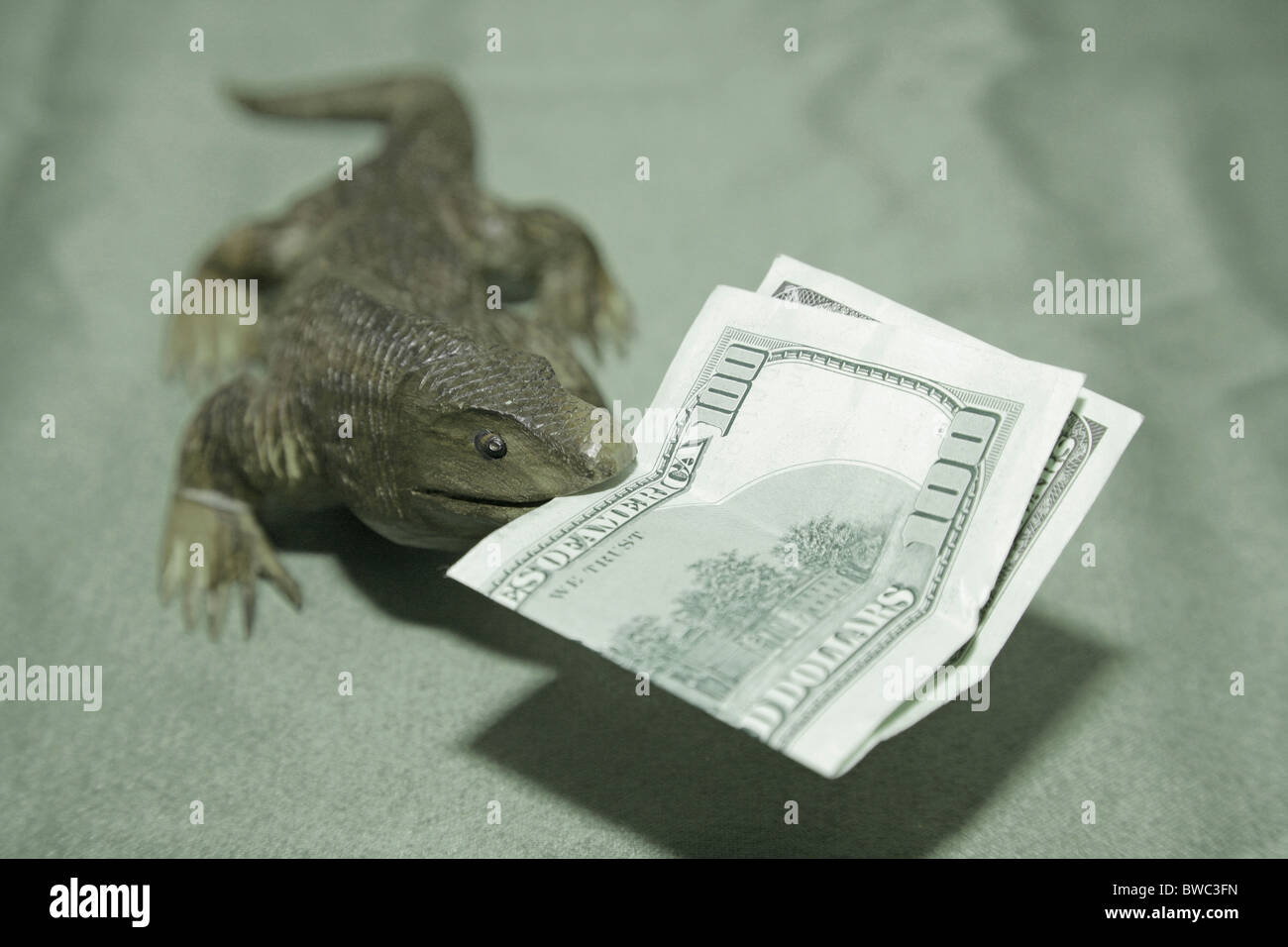 100 dollar bill hi-res stock photography and images - Alamy
