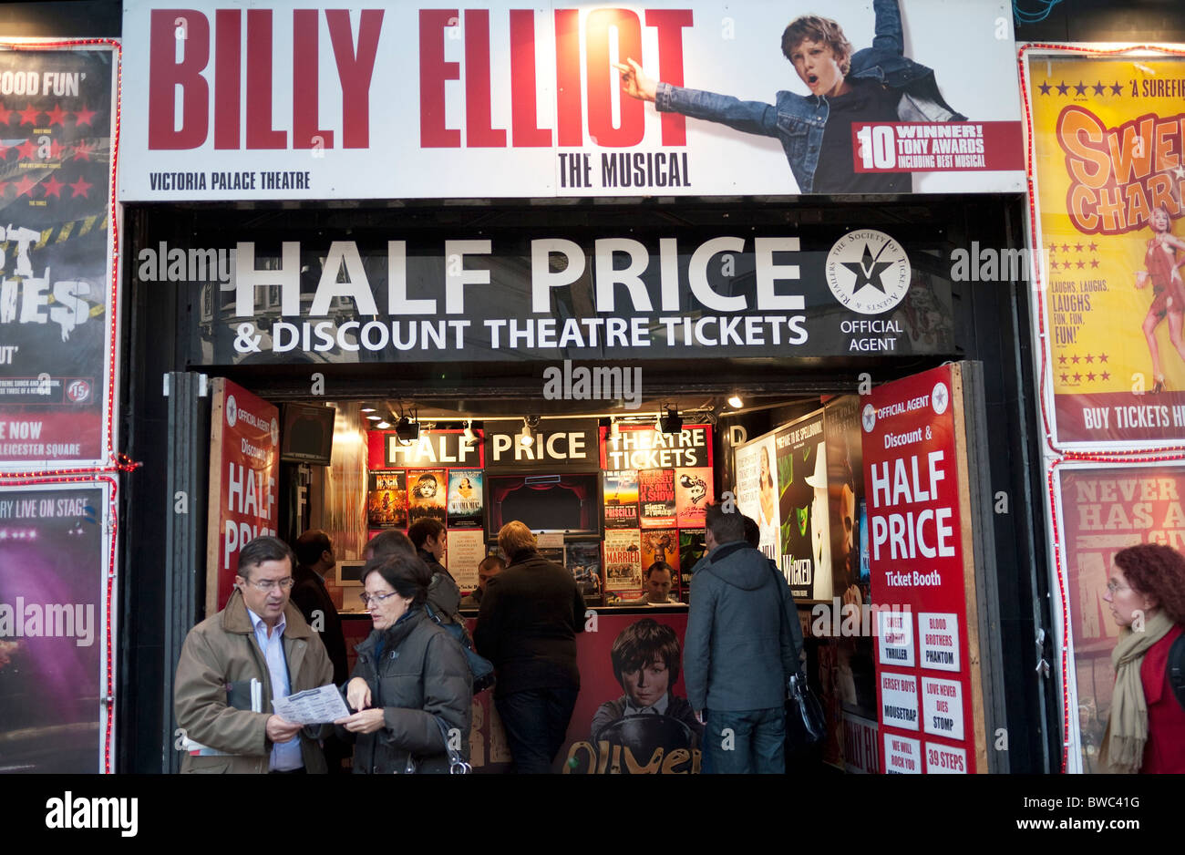 Budget theatre ticket shop in Leicester Square, London. The heart of ...