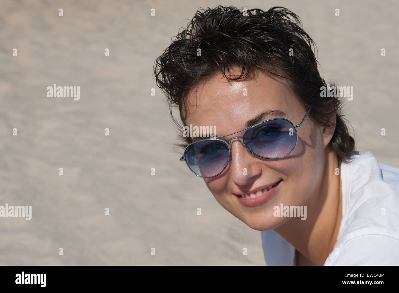 Single Female, Caucasian, smiling at camera Stock Photo - Alamy