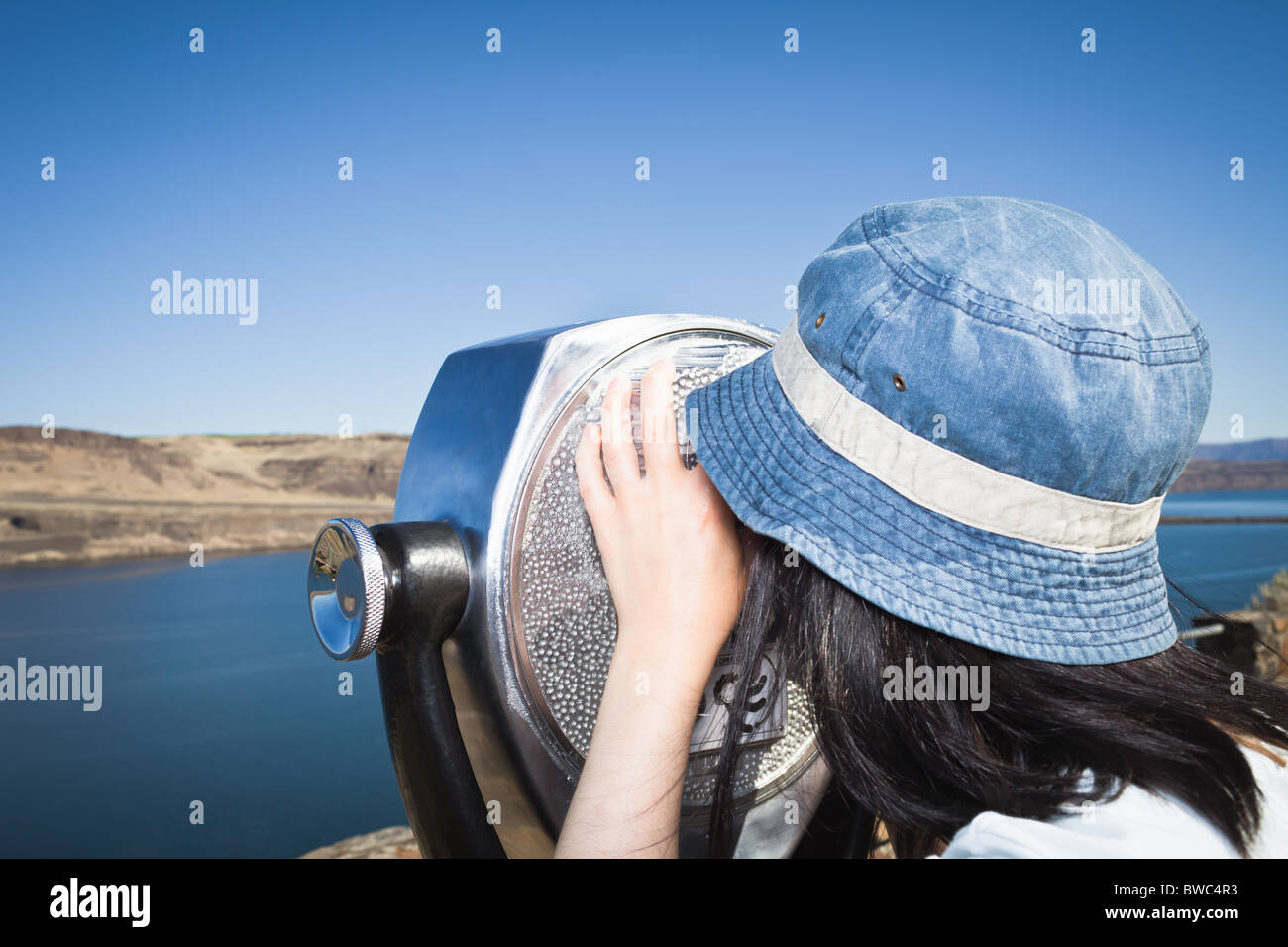 Telescopic vision hi-res stock photography and images - Alamy