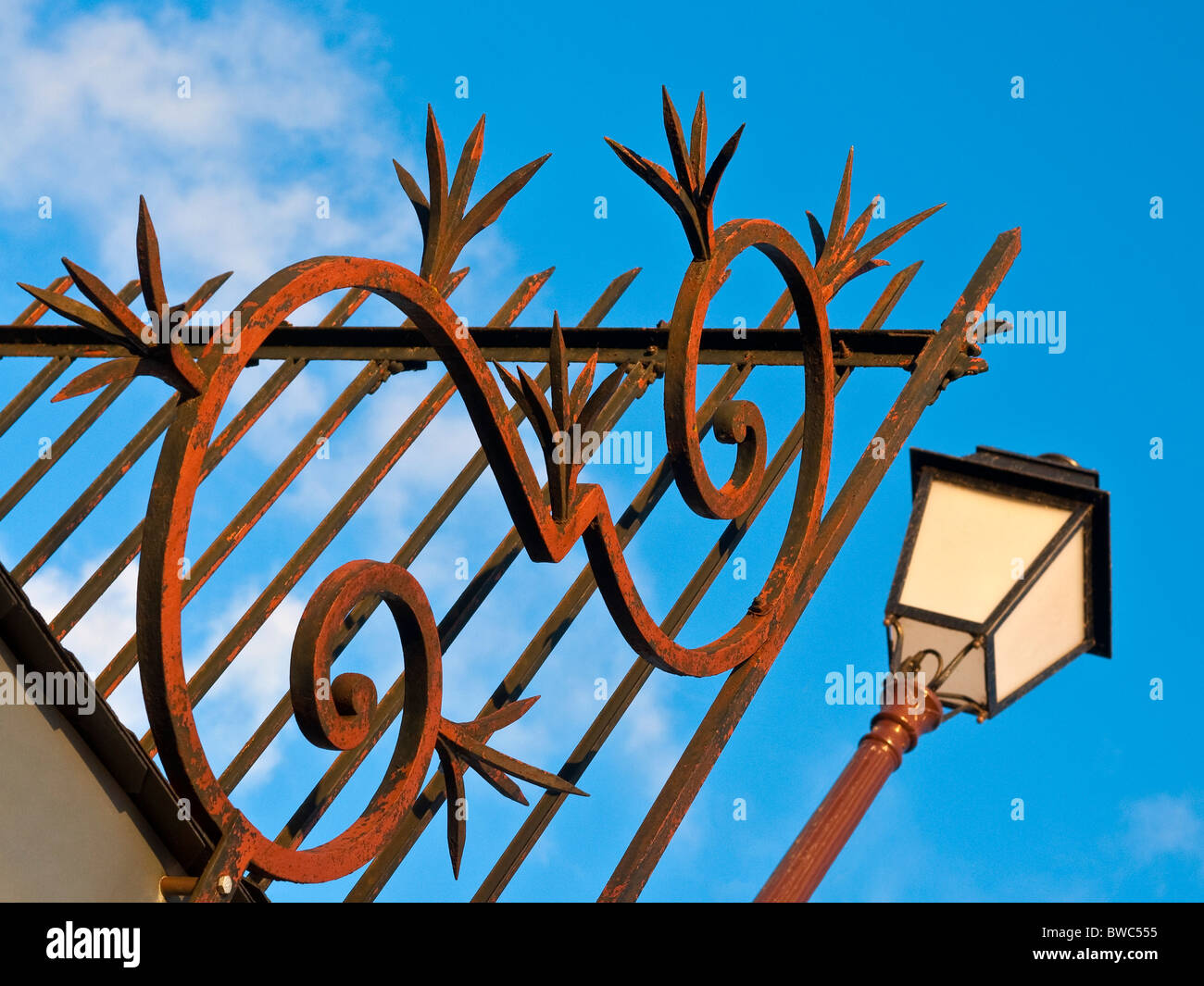 Wrought iron railings hi-res stock photography and images - Alamy