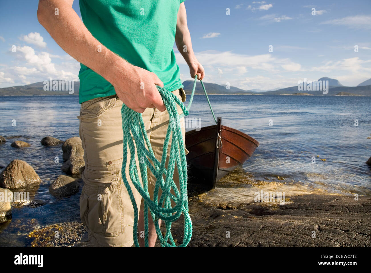 Pulling ashore hi-res stock photography and images - Alamy