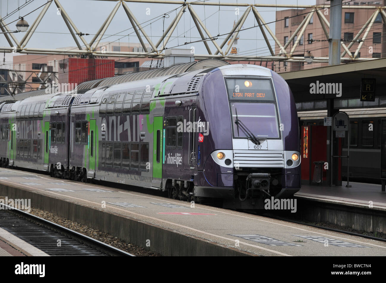 Train sncf ter railway hi-res stock photography and images - Alamy