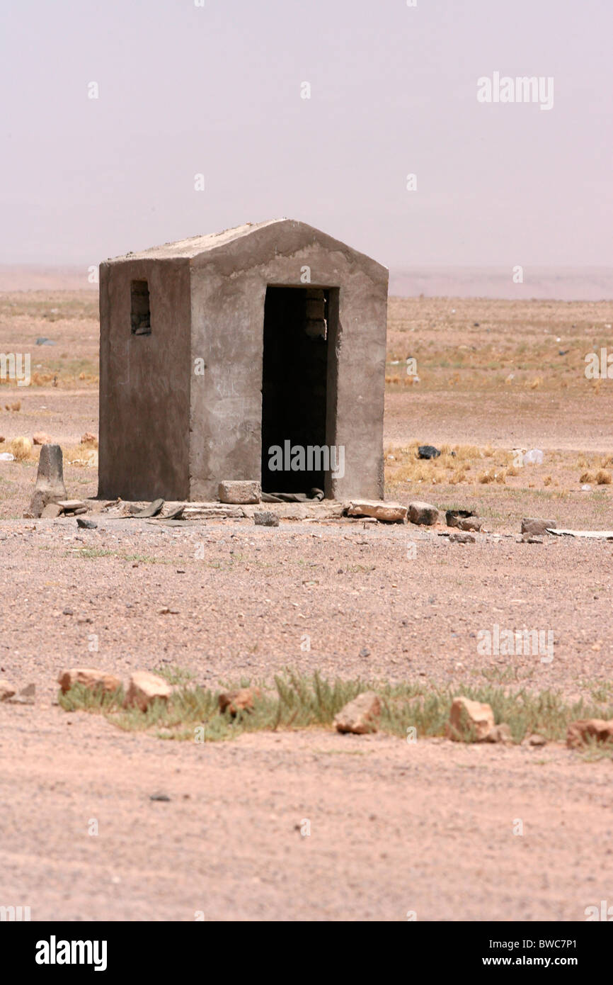 A concrete hut in the desert in Morocco Stock Photo - Alamy