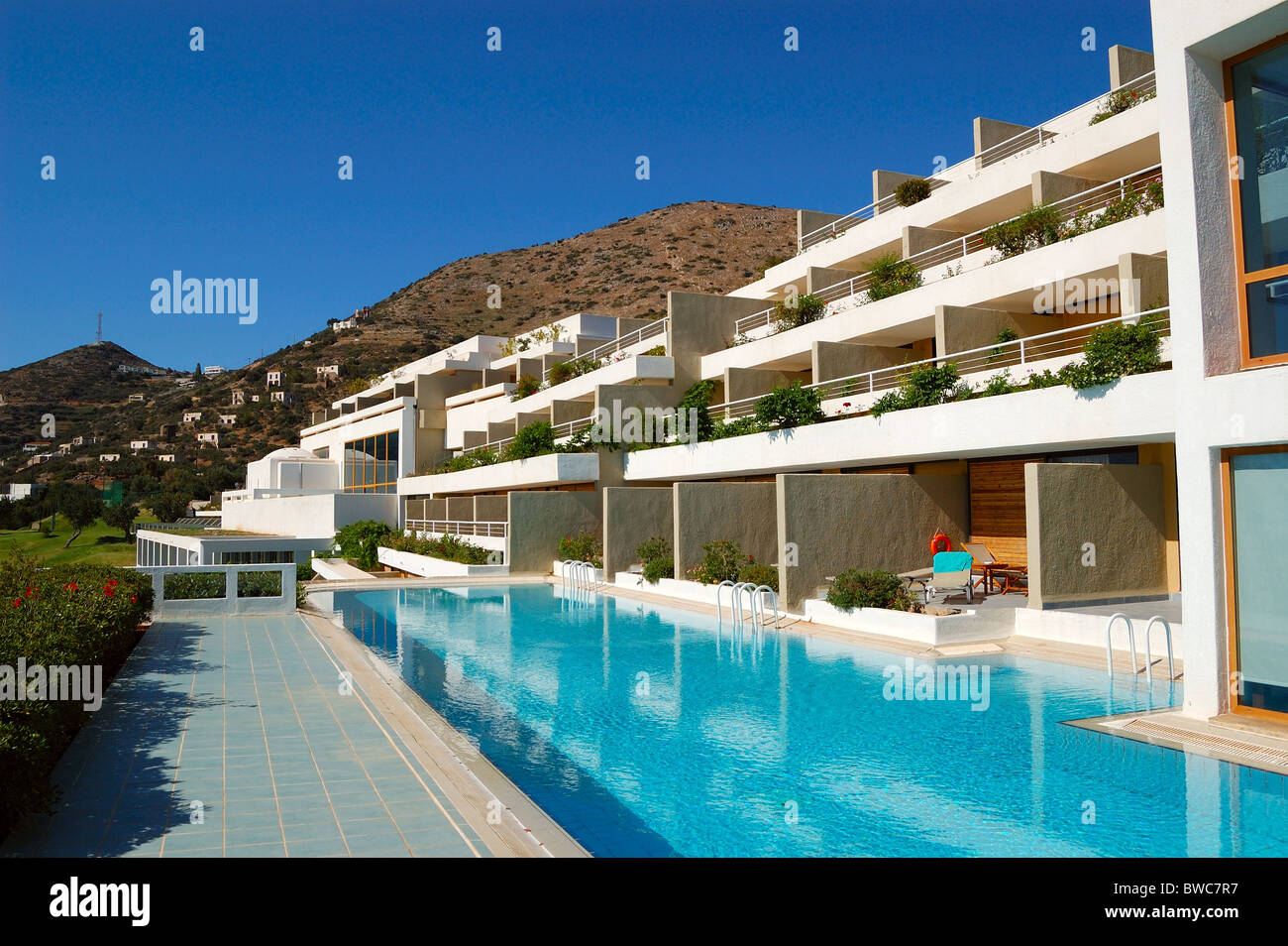 Swimming pool at luxury hotel, Crete, Greece Stock Photo - Alamy