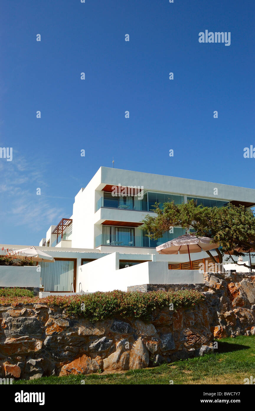 Modern villa of luxury hotel, Crete, Greece Stock Photo - Alamy