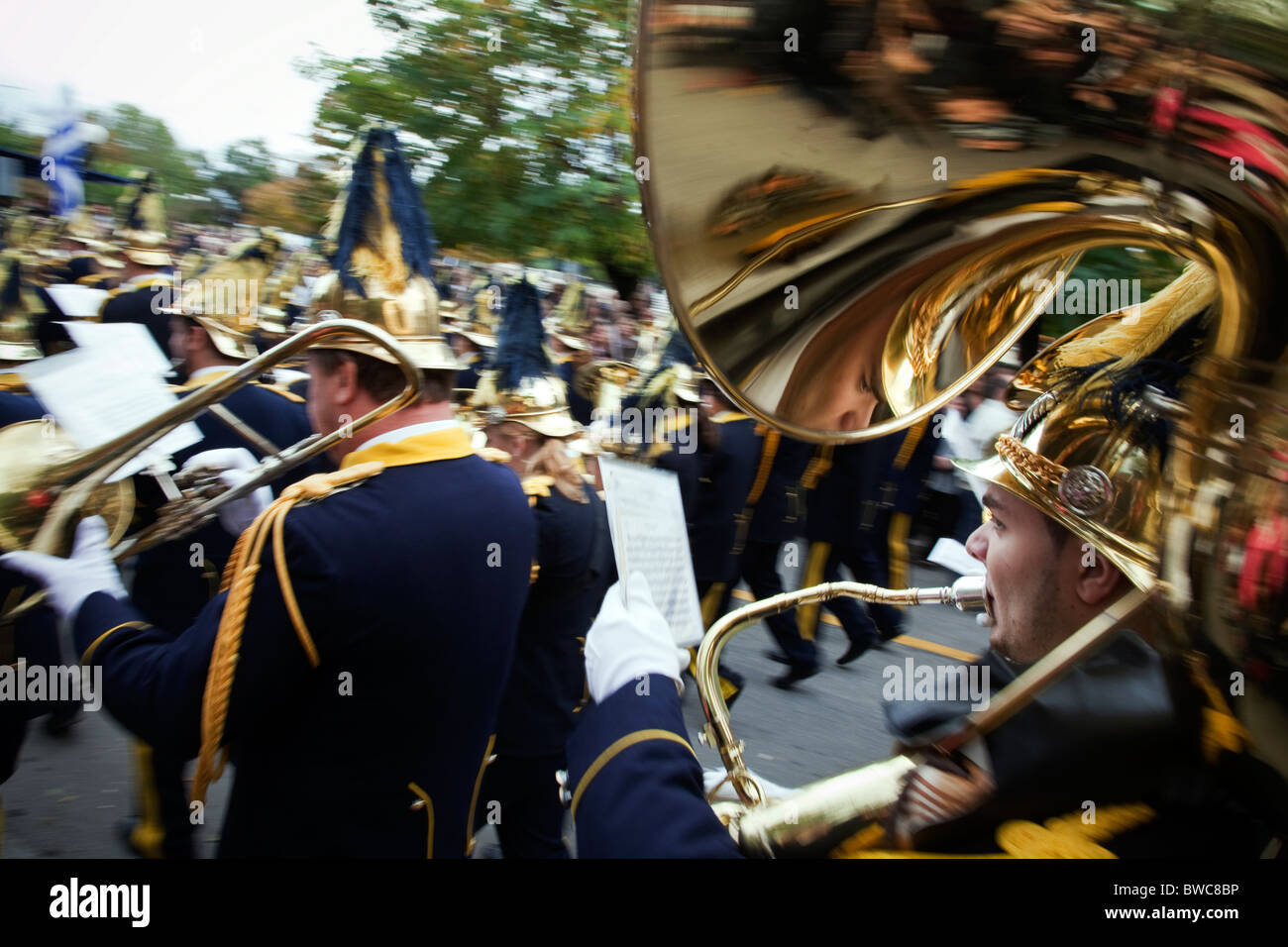 Marching brass hi-res stock photography and images - Alamy