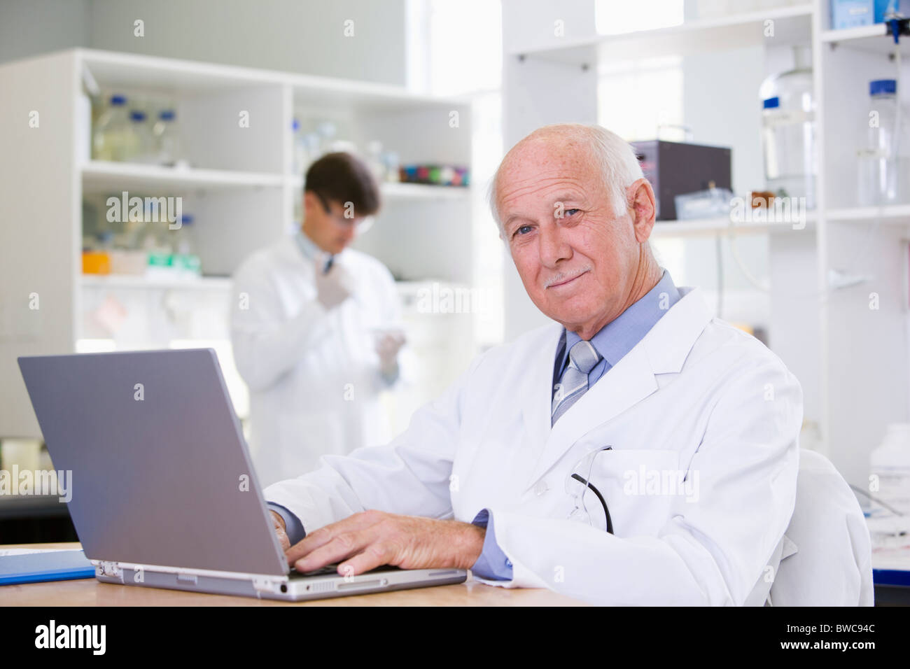 Portrait of senior scientist Stock Photo - Alamy