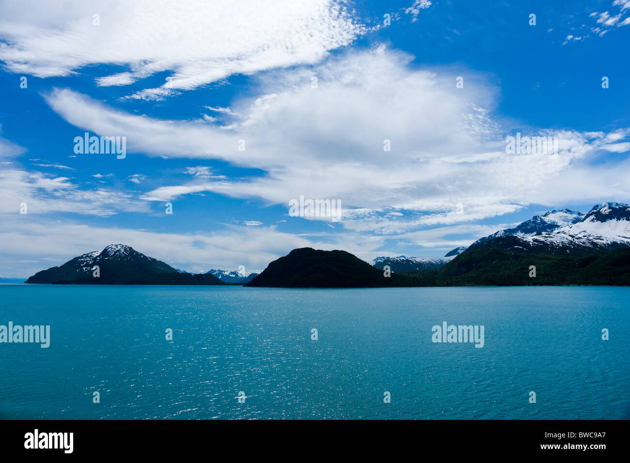 View of a mountain range of Alaska, Glacier Bay and Glacier Bay Lake ...