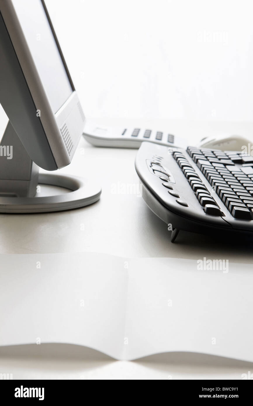 Piece Of Paper Desk High Resolution Stock Photography and Images - Alamy