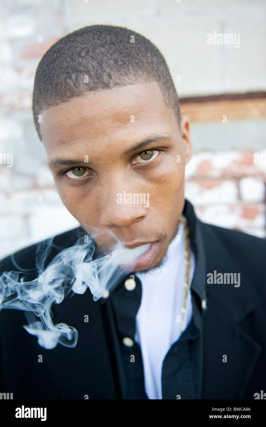 Man smoking bed hi-res stock photography and images - Alamy