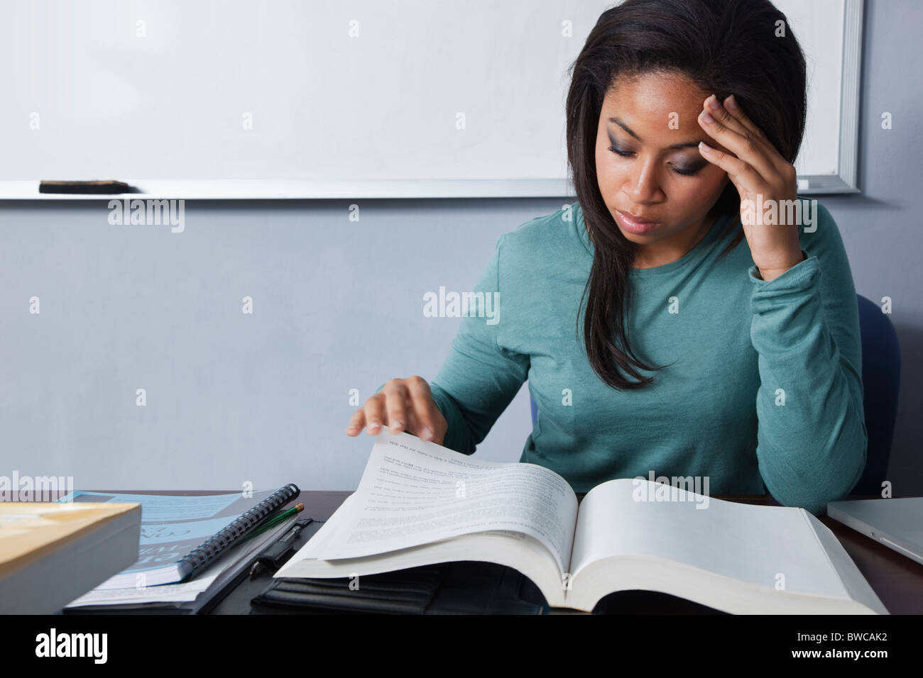 Textbox hi-res stock photography and images - Alamy