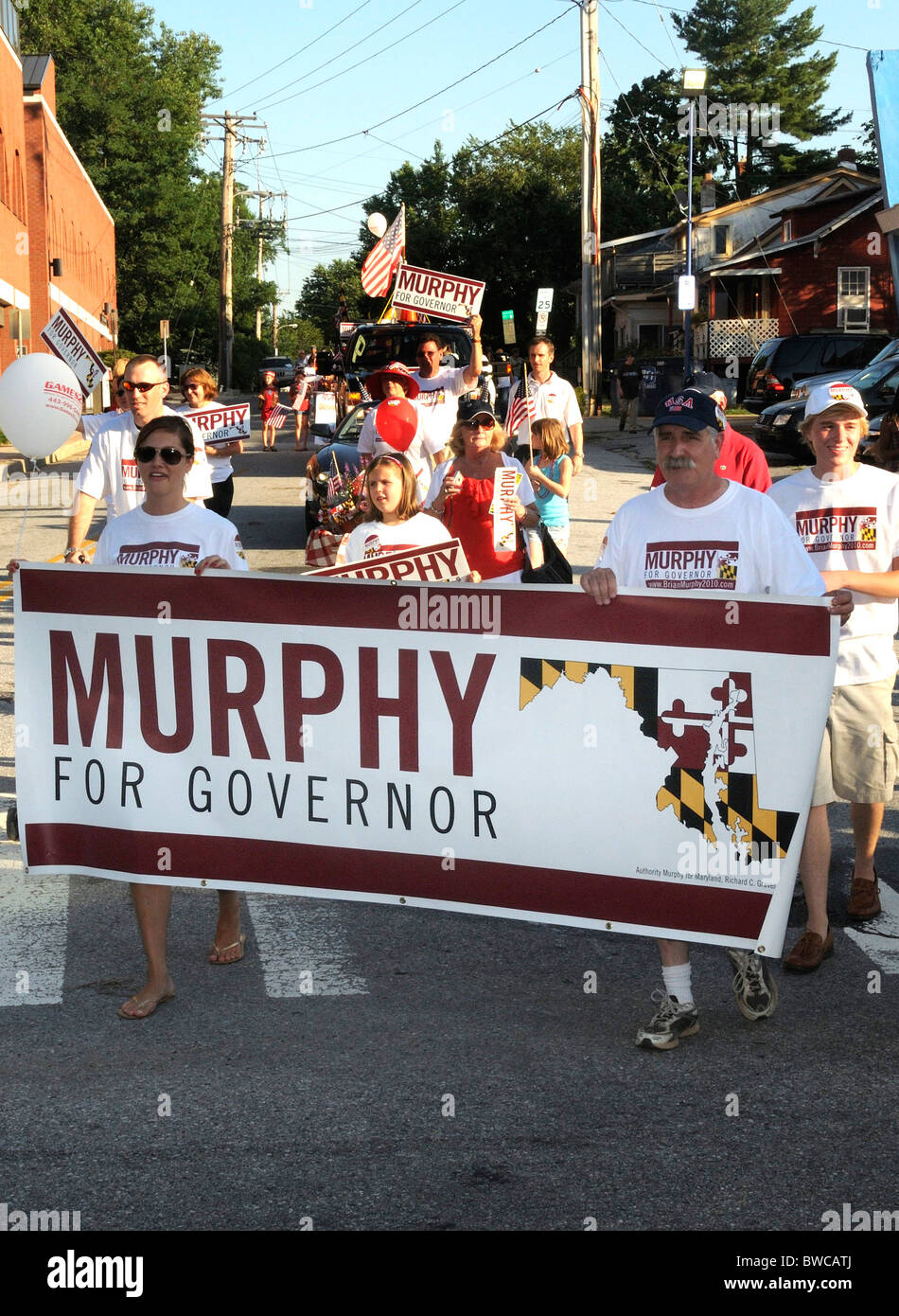 Supporters for Republican and Tea Party candidate for governor of the ...