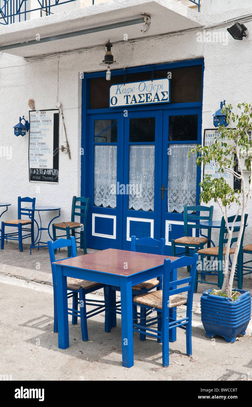 Taverna ouzeri hi-res stock photography and images - Alamy