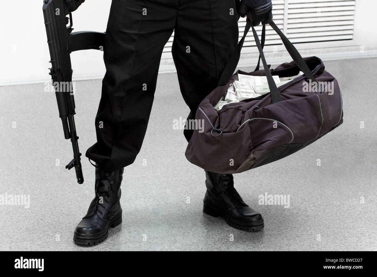 Bag full of dollar bills hi-res stock photography and images - Alamy