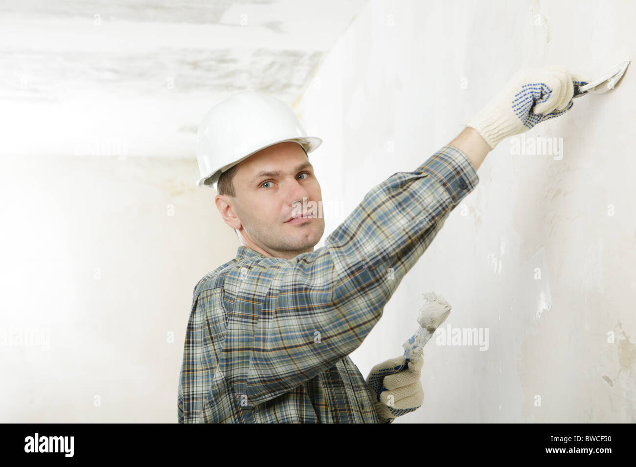 Plasterer hi-res stock photography and images - Alamy