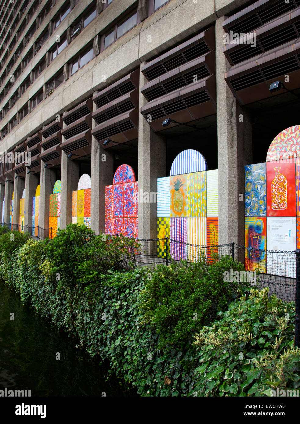 Dock wall hi-res stock photography and images - Alamy