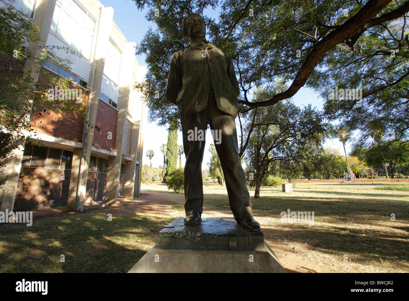 Cecil Rhodes Statue High Resolution Stock Photography and Images - Alamy
