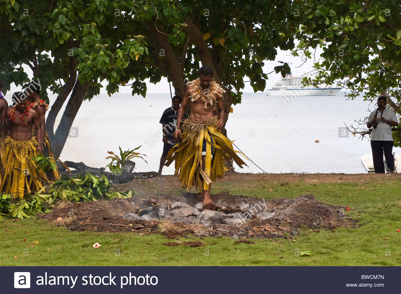 Fire Walking Fiji Stock Photos & Fire Walking Fiji Stock Images - Alamy