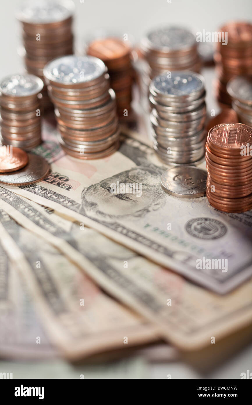 Banknote and coin hi-res stock photography and images - Alamy