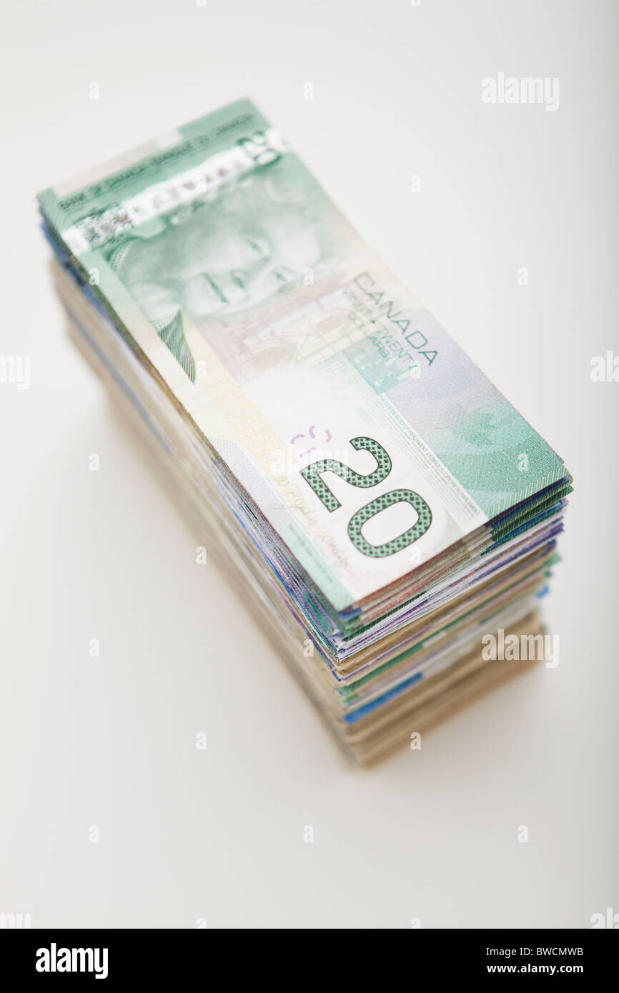 Canadian banknotes hi-res stock photography and images - Alamy