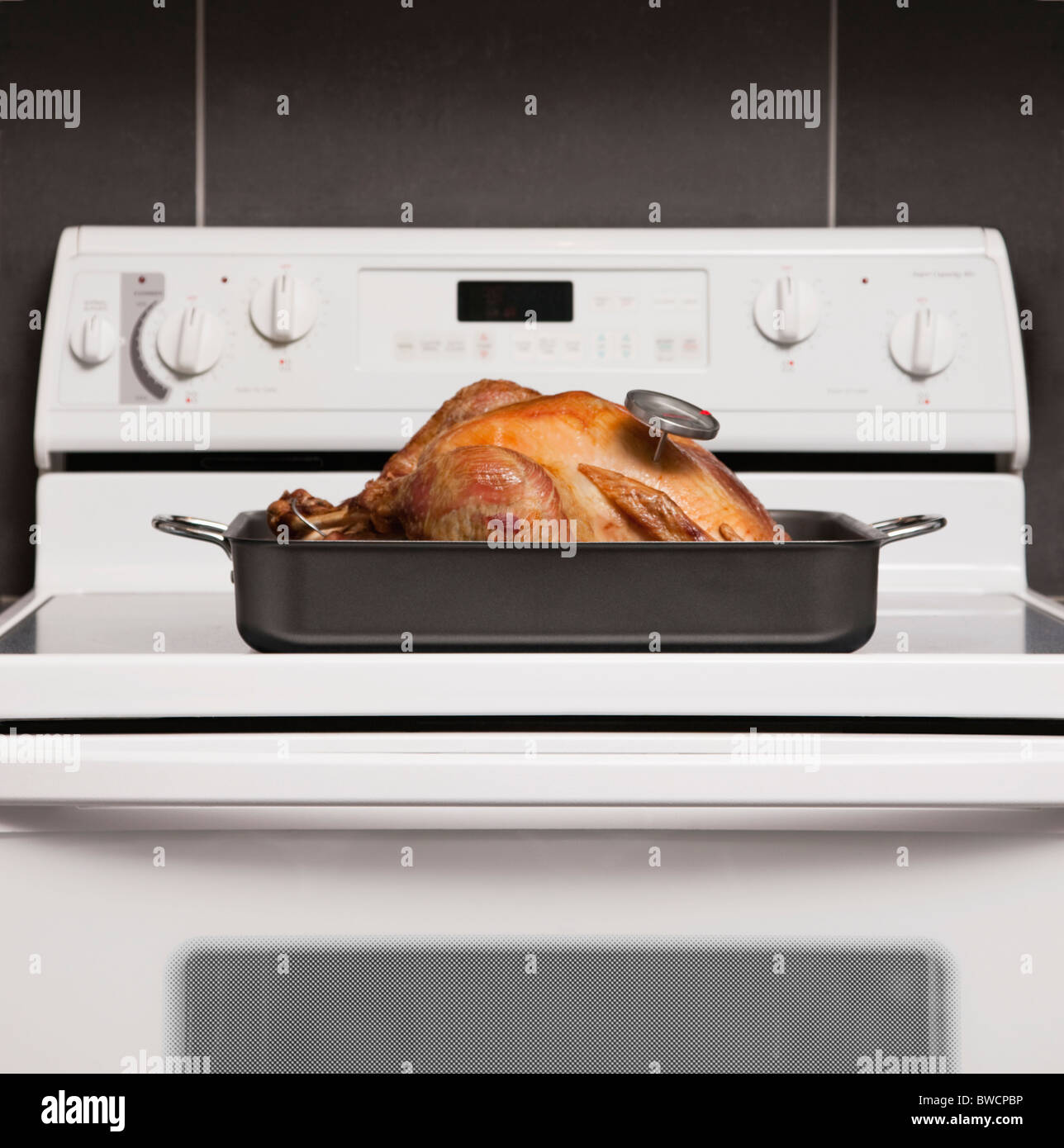 Cooked turkey hi-res stock photography and images - Alamy