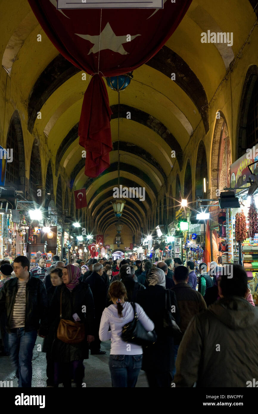 Spice market, Istanbul, Turkey 2009 Stock Photo - Alamy