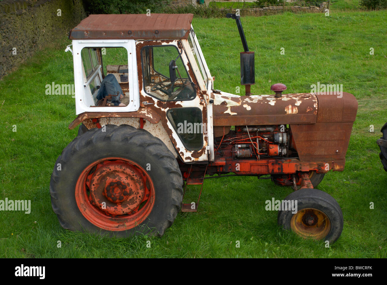 David brown tractor tractors old hi-res stock photography and images - Alamy