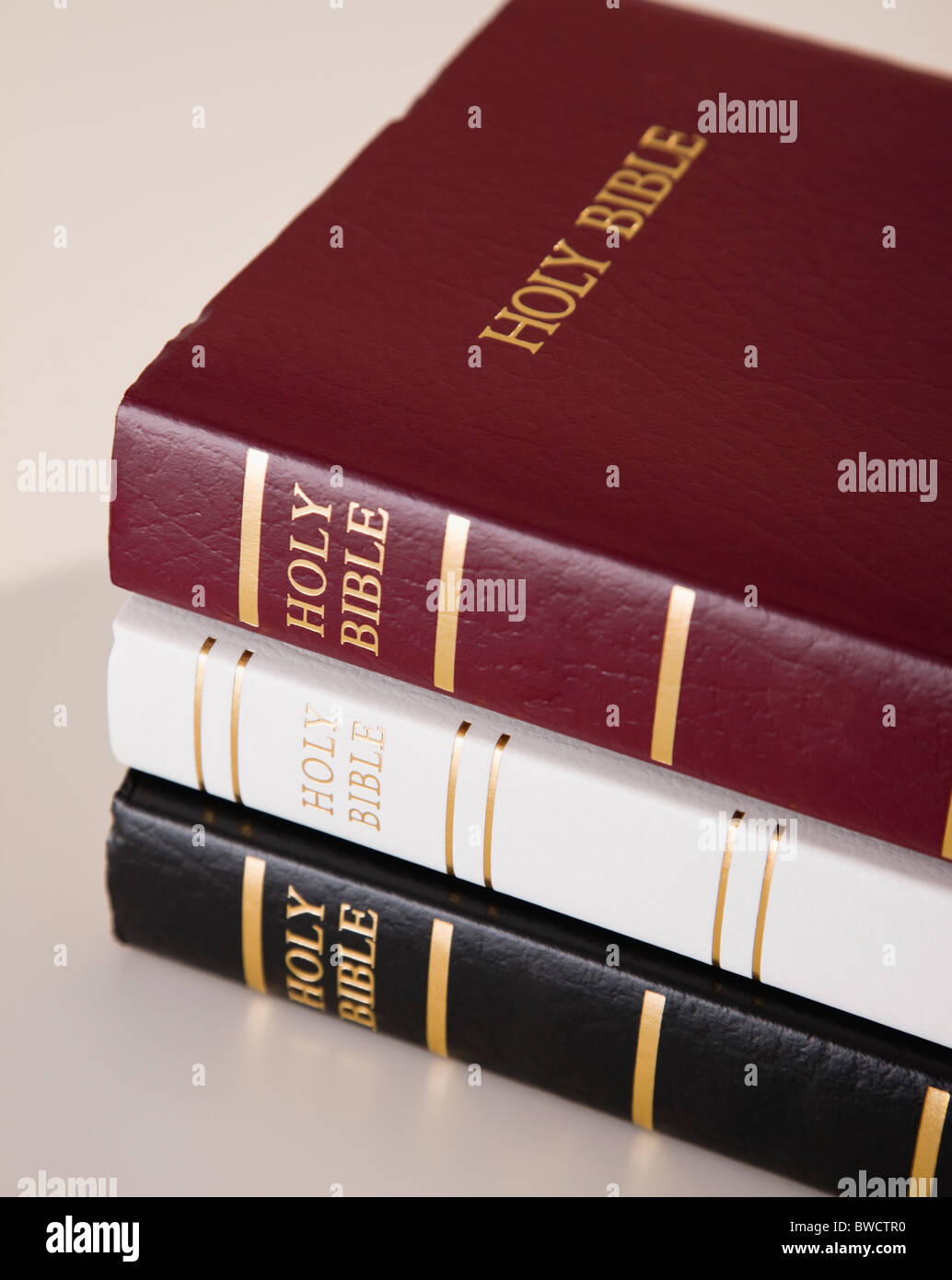 Bibles stacked hi-res stock photography and images - Alamy