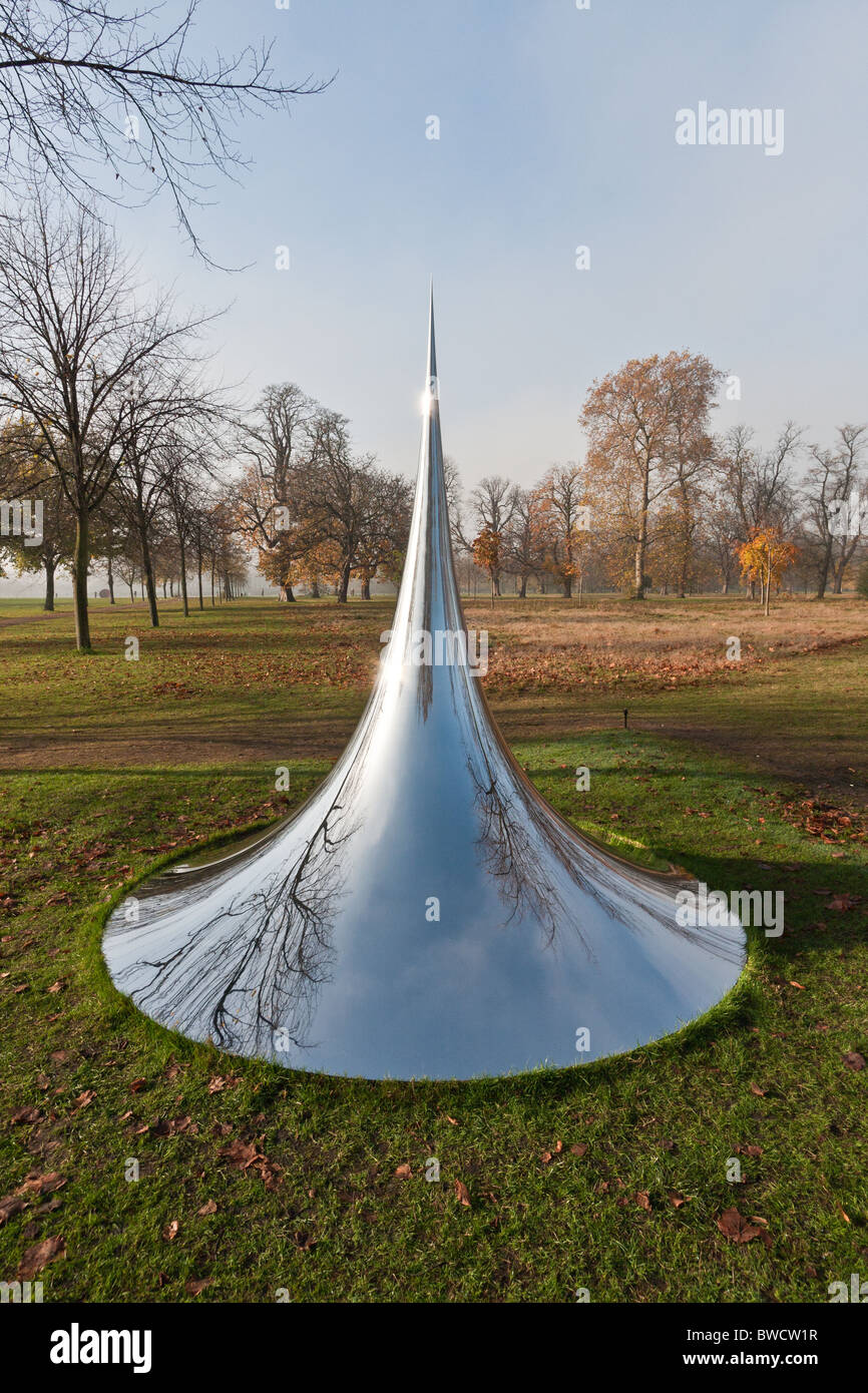 Sculptures by Anish Kapoor in Hyde Park, London Stock Photo - Alamy