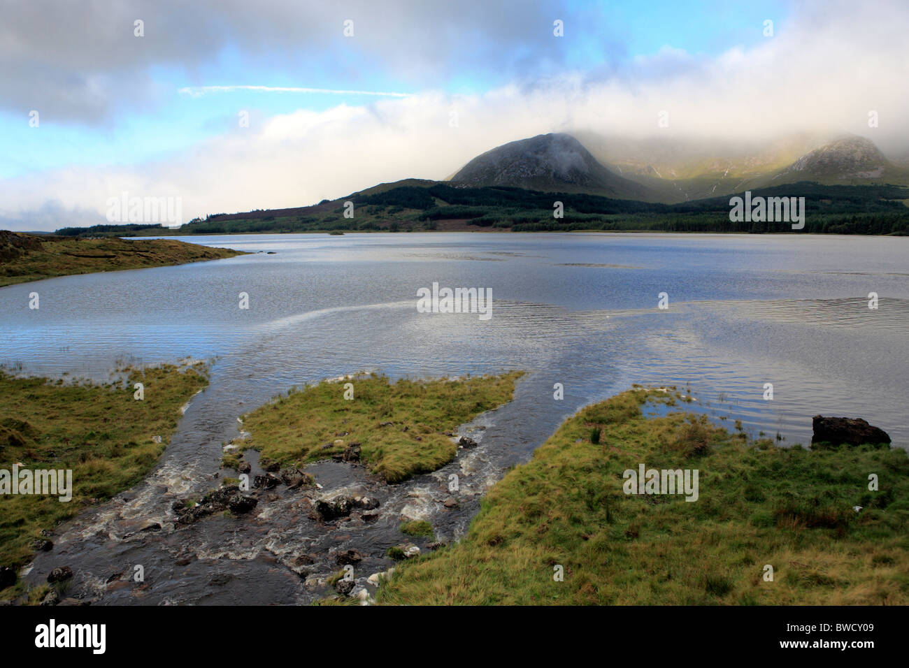 Connemara, Lough Inagh lake, Galway county, Ireland Stock Photo - Alamy