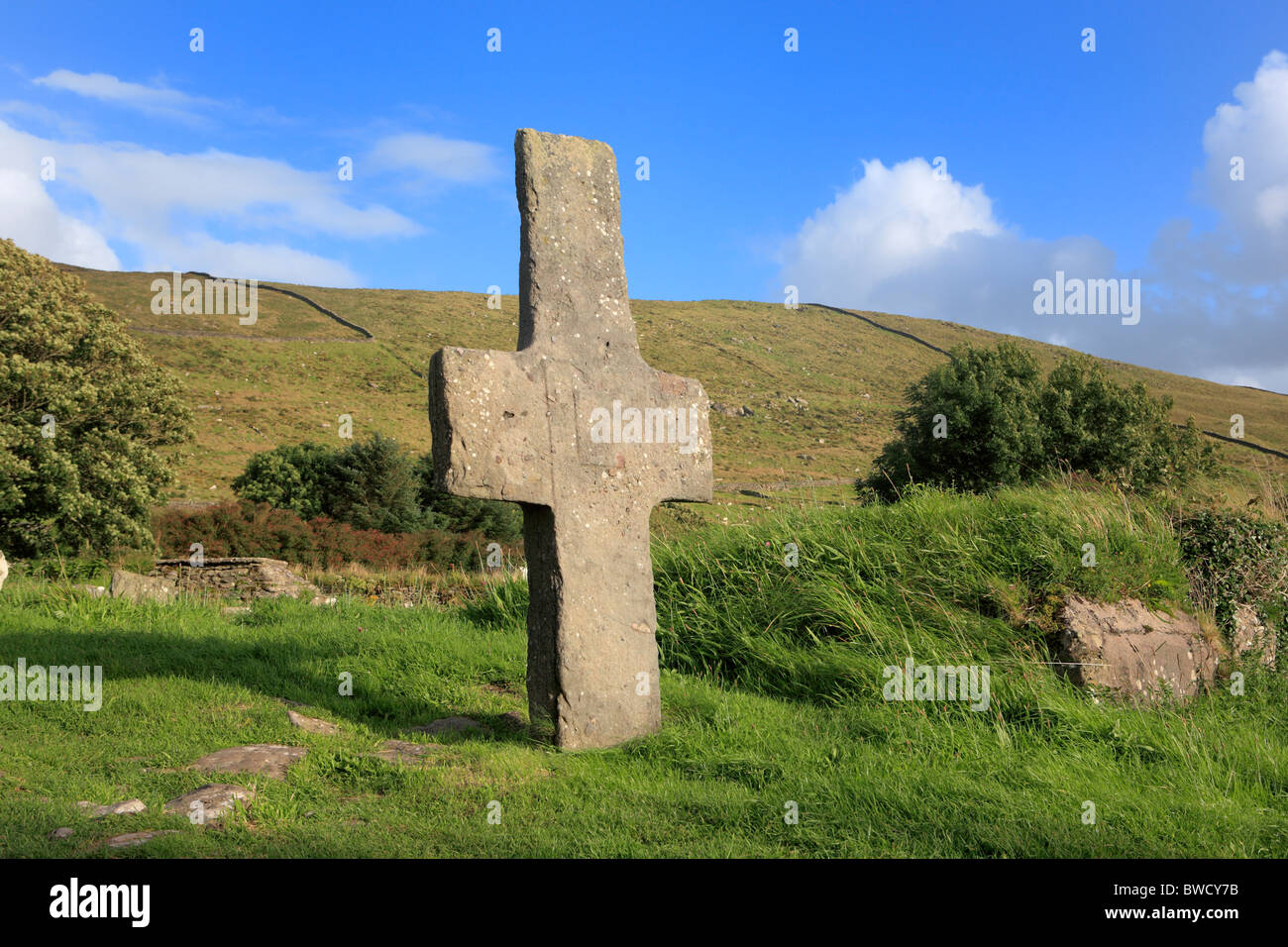 Dingle peninsula cemetery hi-res stock photography and images - Alamy