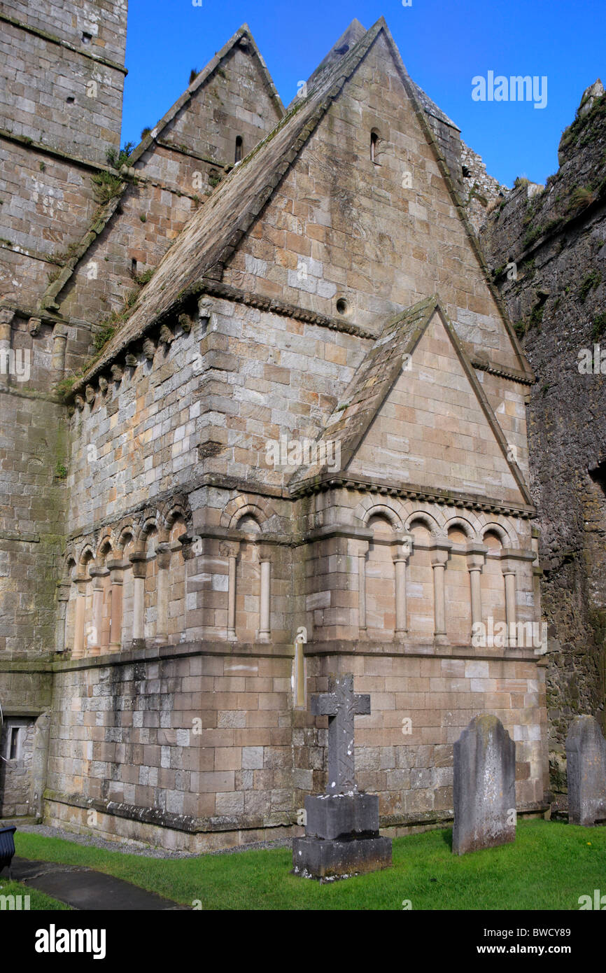 Cormacs chapel rock of cashel hi-res stock photography and images - Alamy