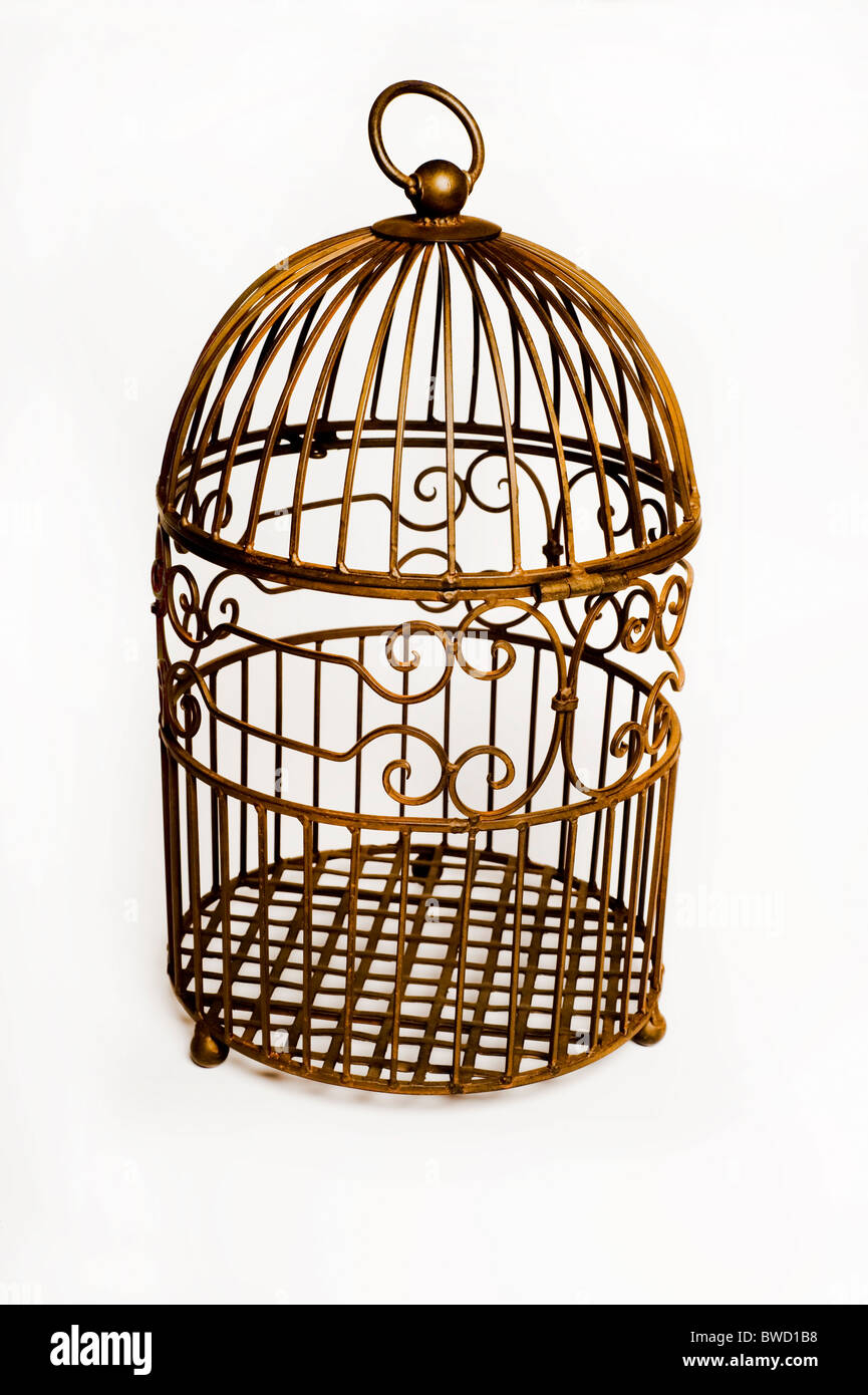 Empty cage hi-res stock photography and images - Alamy